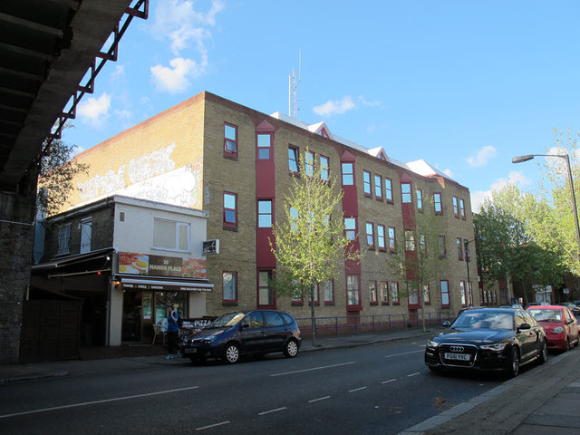 Top-Rated Defence Team For Walworth Police Station | 24/7 Availability